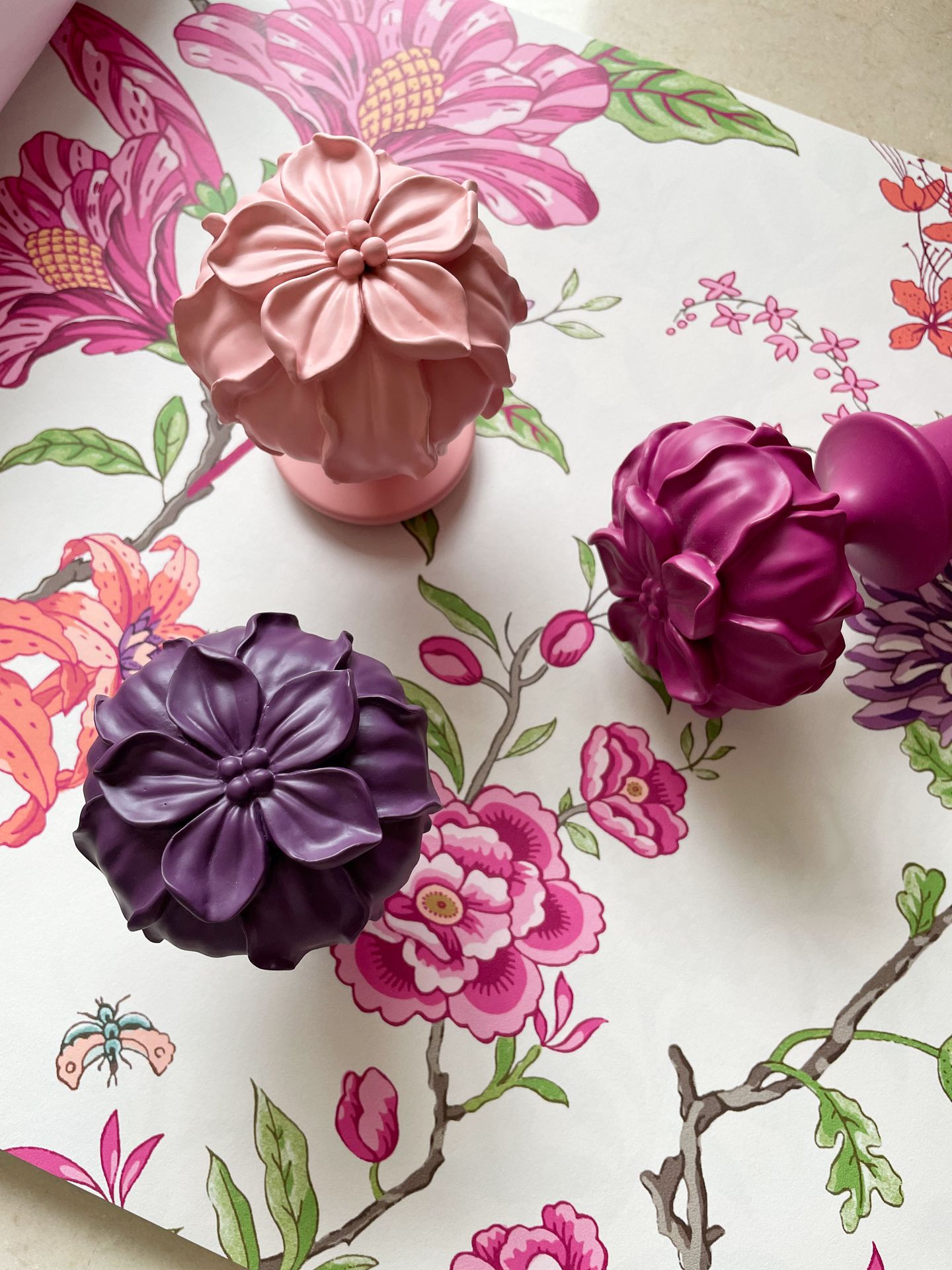 Byron and Byron | Floral Curtain Poles with Decorative Flower Finials